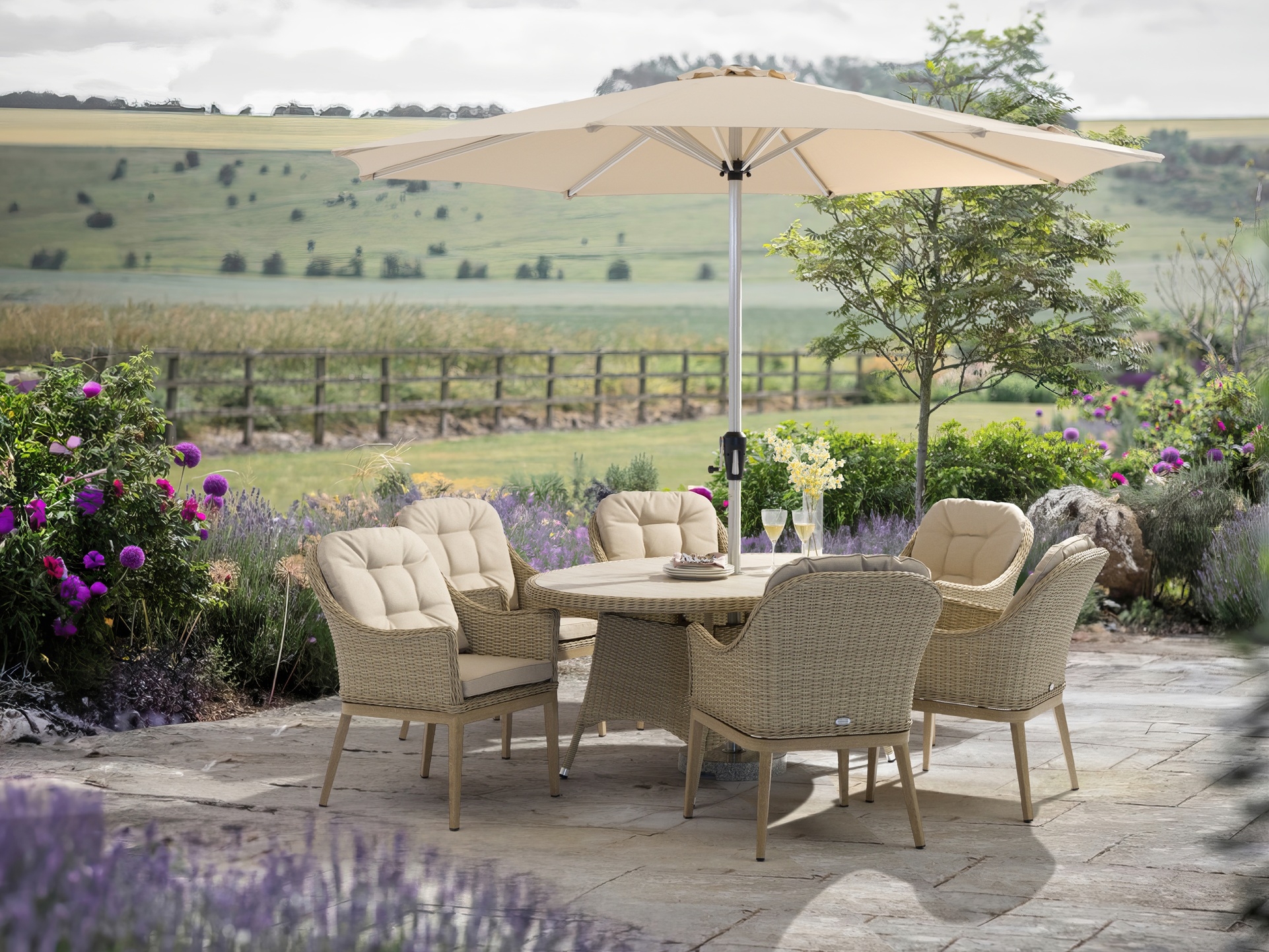 Bramblecrest Monterey Vogue 6 Seat Elliptical Dining Set with Parasol ...
